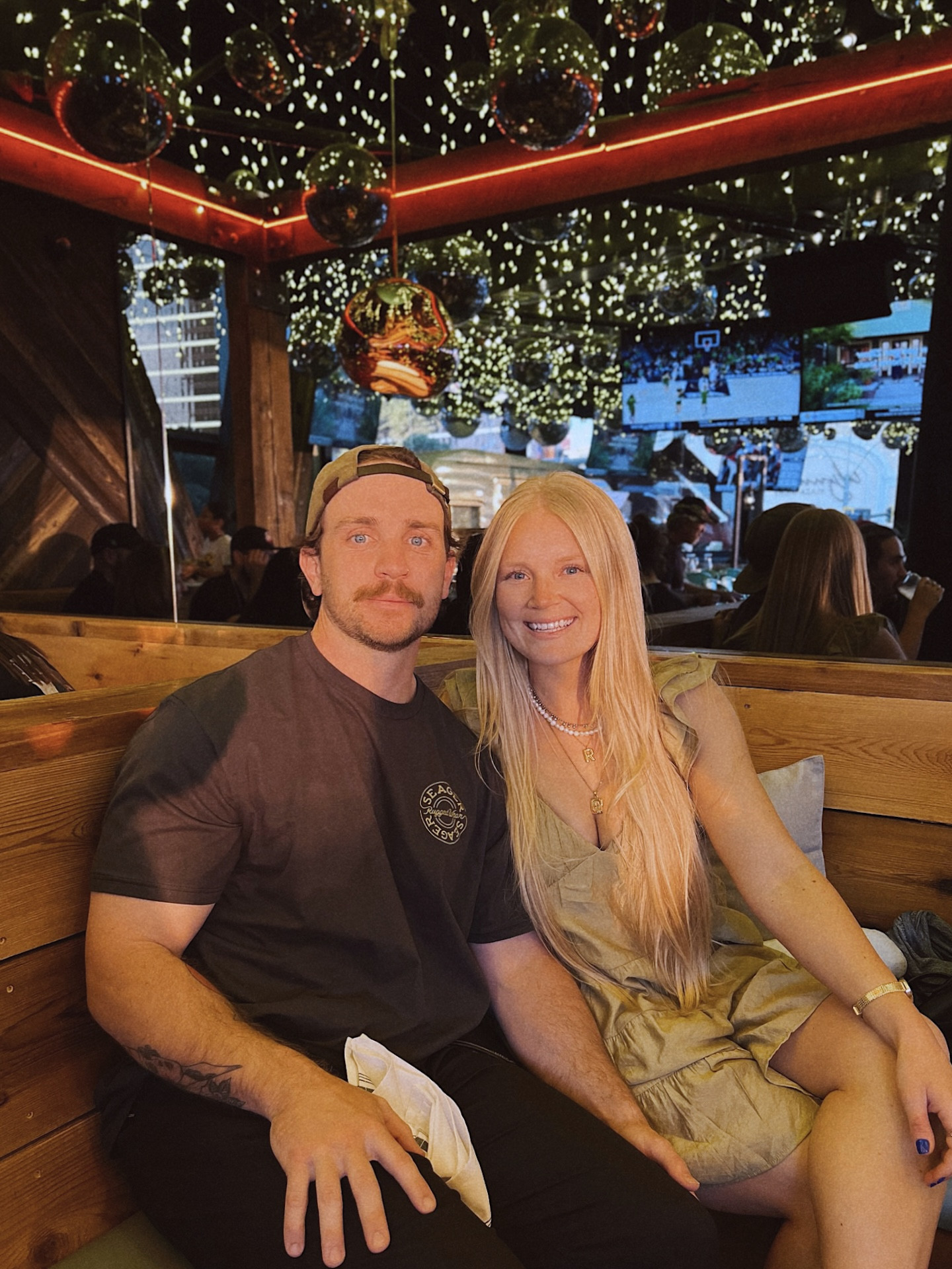 Russell & Hannah | America's Favorite Couple